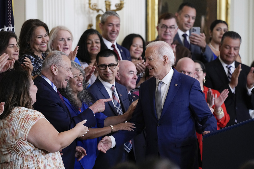Half a million immigrants could eventually get US citizenship under a ...
